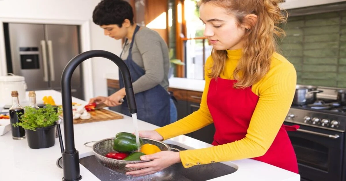 What Are the 4 C's of Kitchen Hygiene?